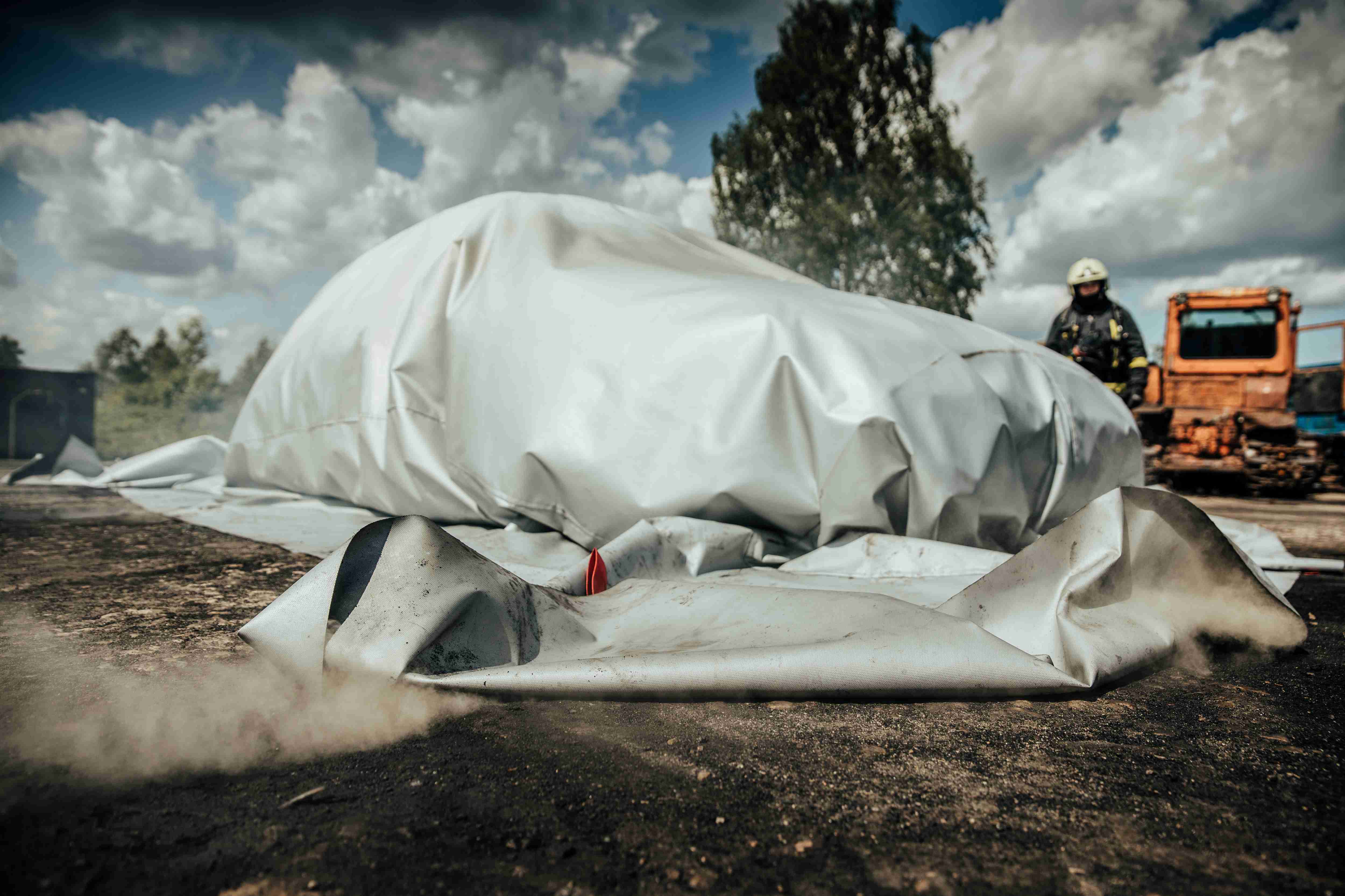 Fireproof covers certified for lithium-ion batteries | VLICOVER